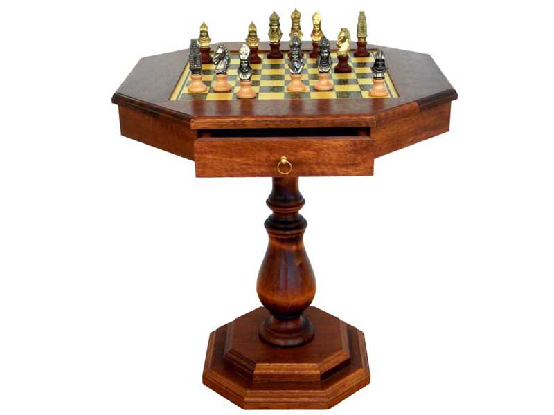 Luxurious chess table with decorative pieces 165MW+TAV710