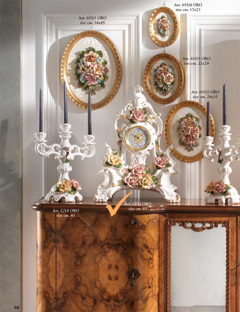 Ceramic clock with flowers